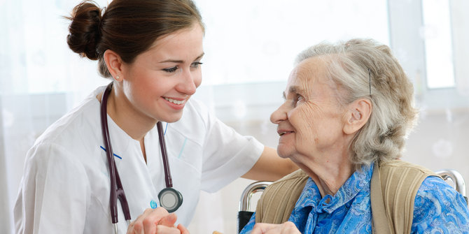 Contoh Komunikasi Perawat Dengan Pasien - Perumperindo.co.id