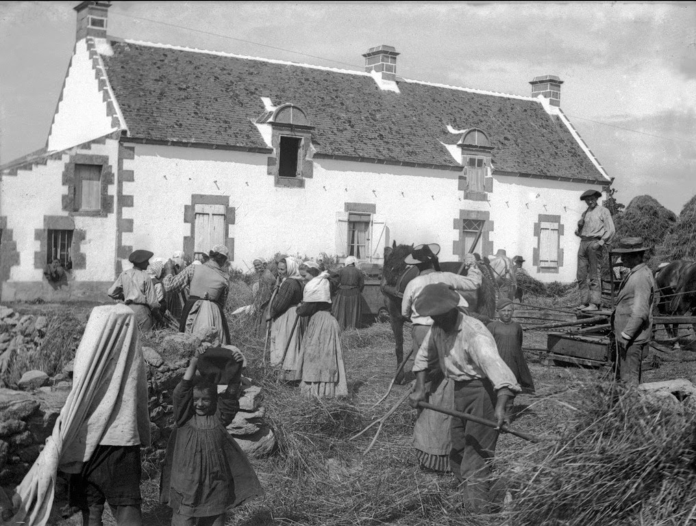 Interesting Vintage Photographs of Daily Life in Europe Before the ...