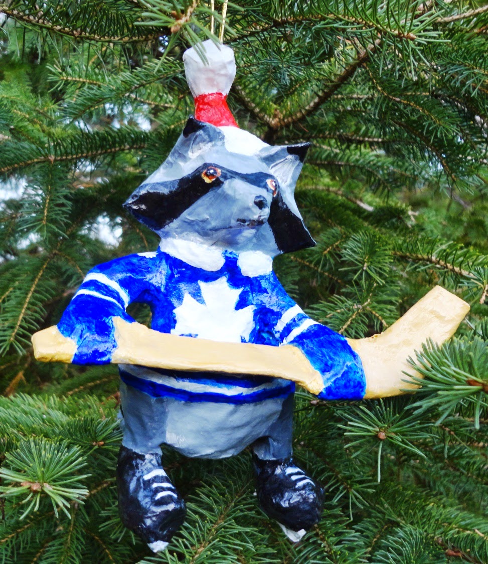 Susan Paczek's Studio: Hockey Raccoons