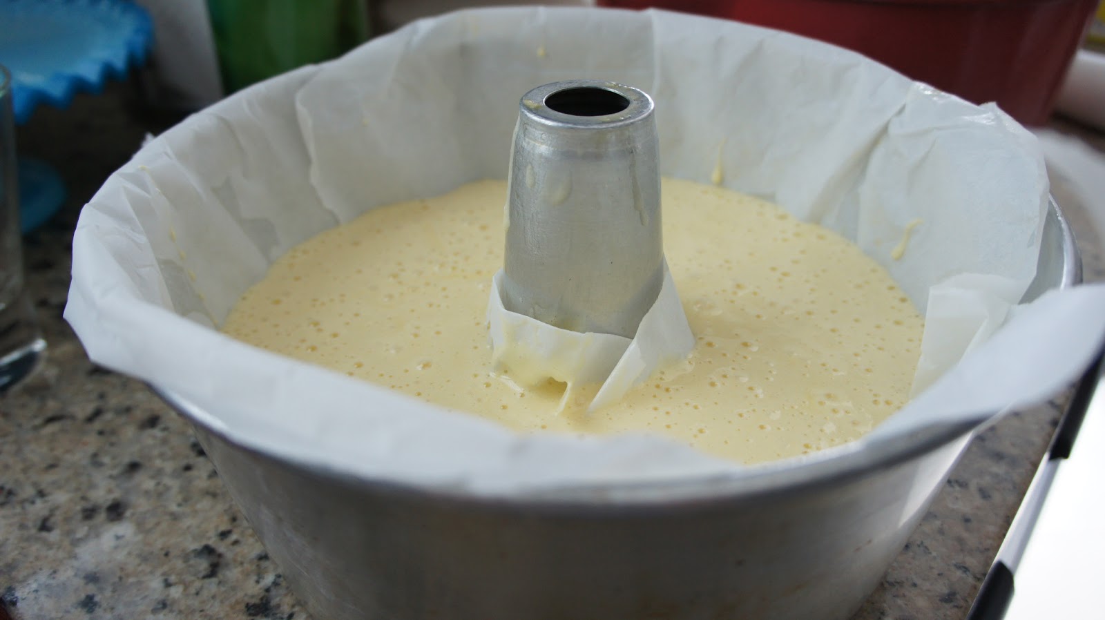 Pao de lo: Portuguese Sponge Cake - Travel Portugal Blog