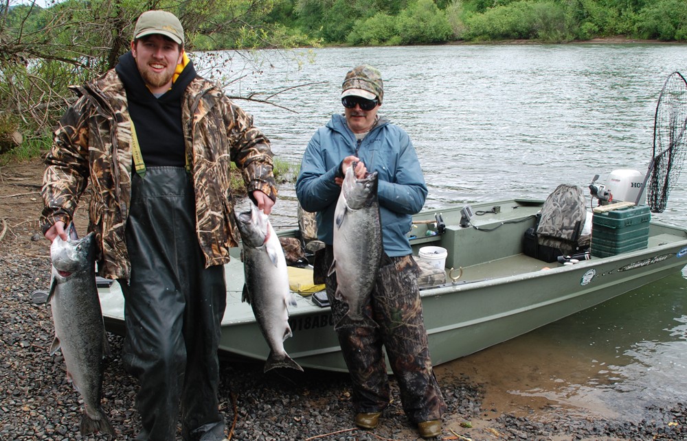 Dean Finnerty's Fishing and Hunting: New Spring Chinook "fly"