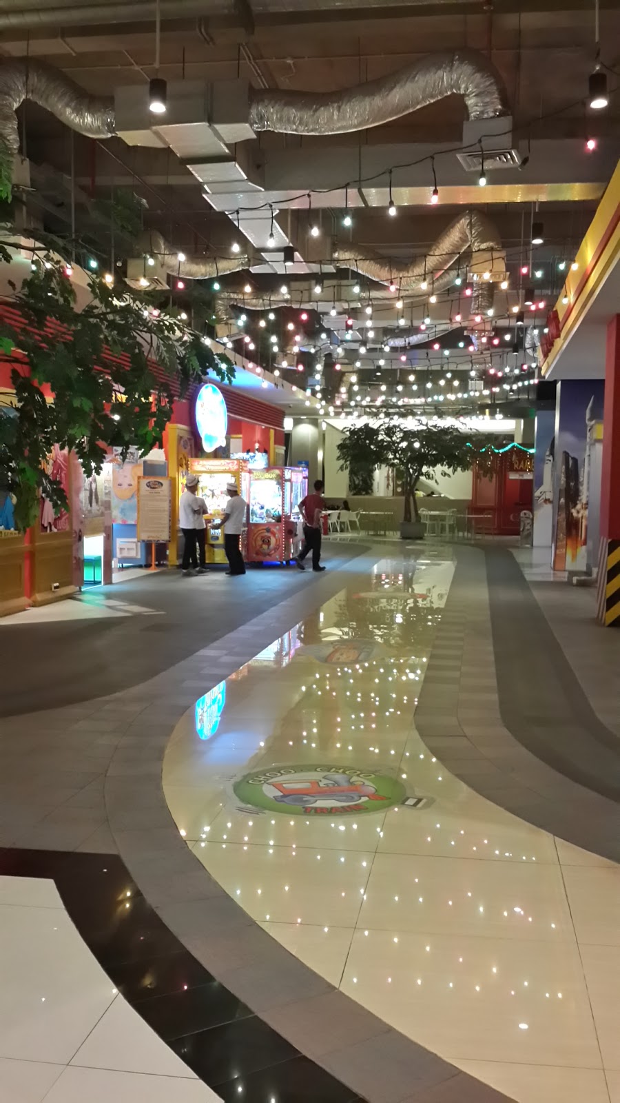 Tangerang City: carrefour tangcity tangerang