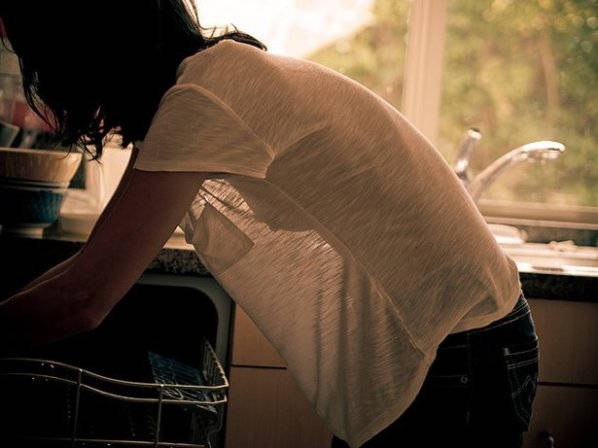 full2mazaa: Hot Pics When Sun Shines Through A Dress & Makes It Look ...