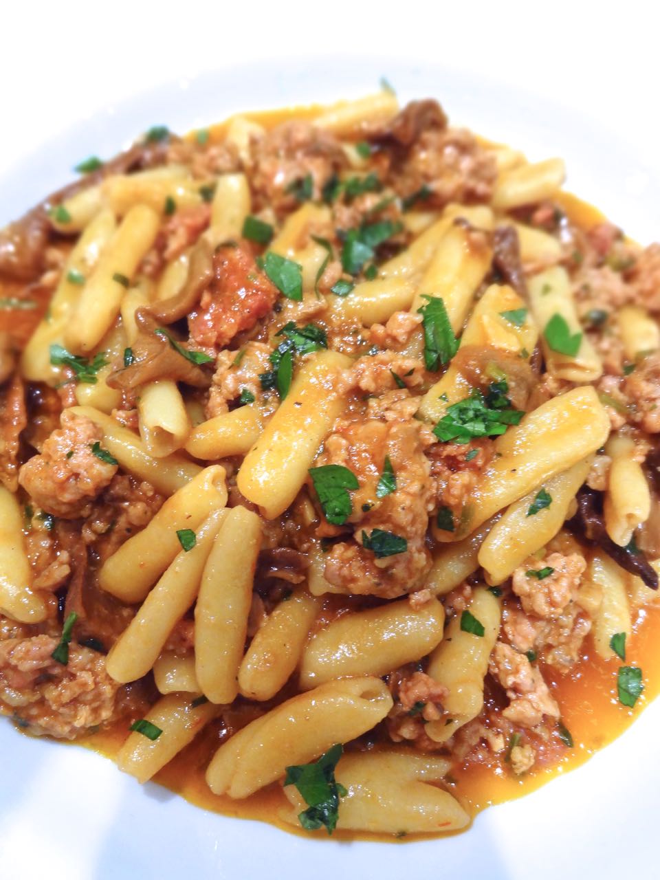 Scrumpdillyicious: Maccheroni al Ferro with Porcini & Sausage Ragù
