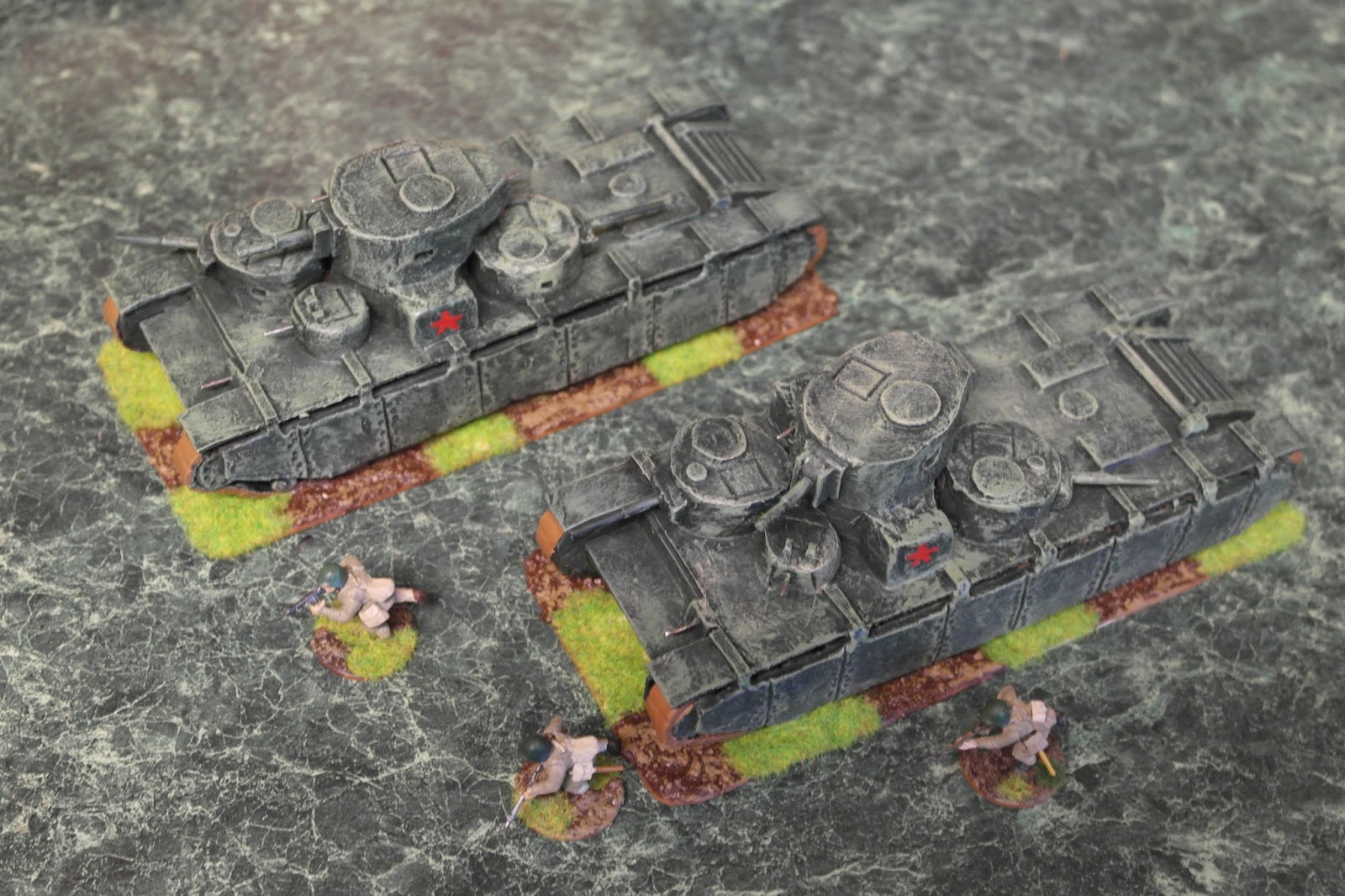 Turbil Miniatures: Russian T35 Tanks for bolt action