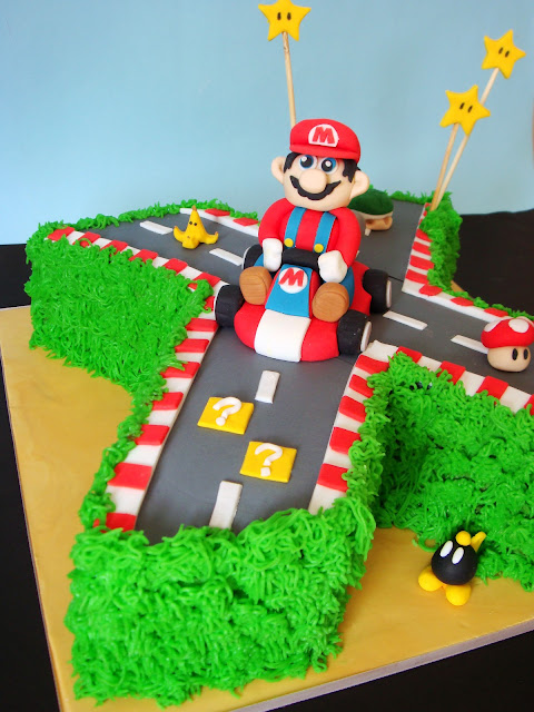 butter hearts sugar: Mario Kart Birthday Cake