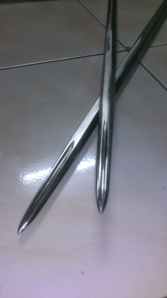 Senjata Tradisi: Aku Pembuat Tekpi