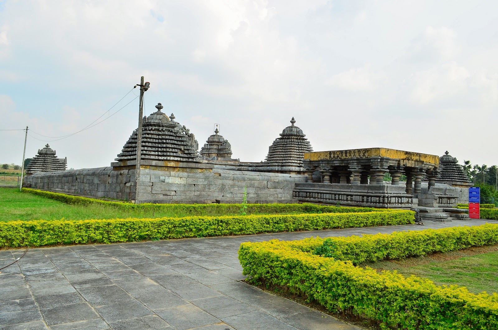 Sharath Hassan A Travelling Photographer: Doddagaddavalli Laksmidevi ...