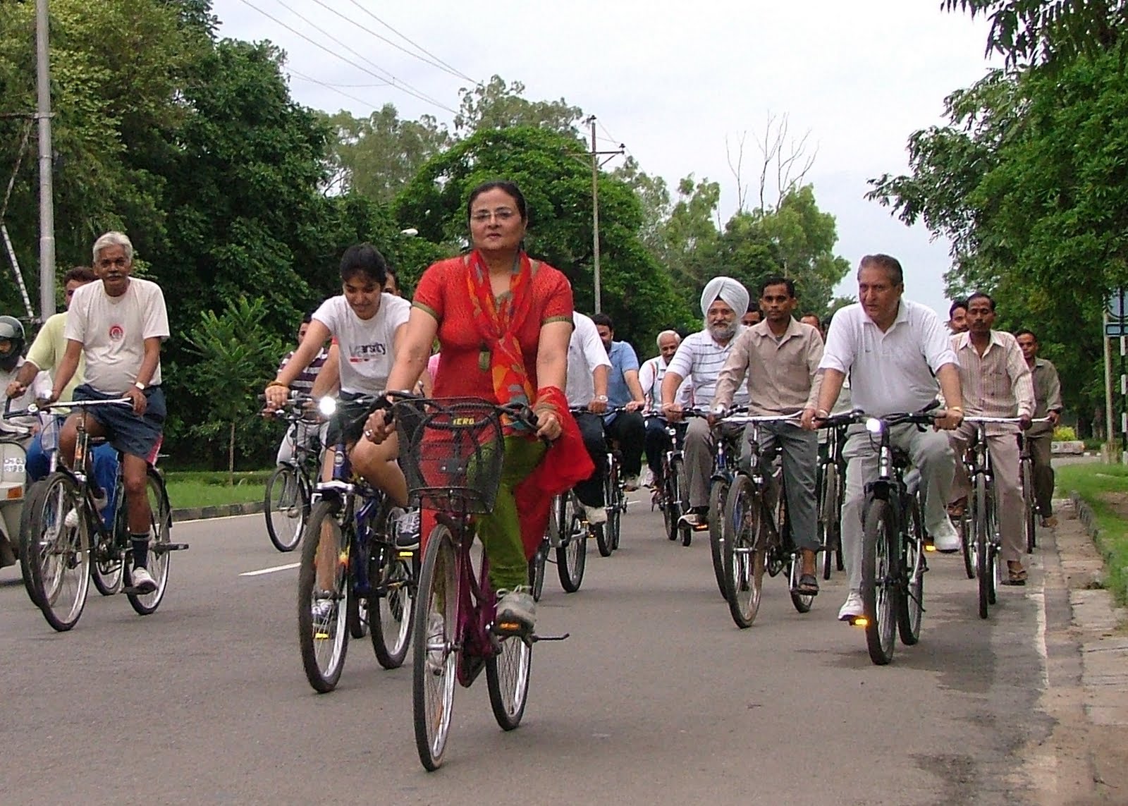 Cycle Rally of Panjab University Teachers and staff led by Prof R.C ...