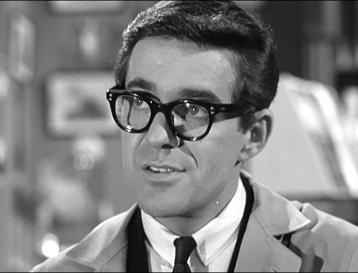 The Man From UNCLE # 20 Guest Star: Pat Harrington Jr