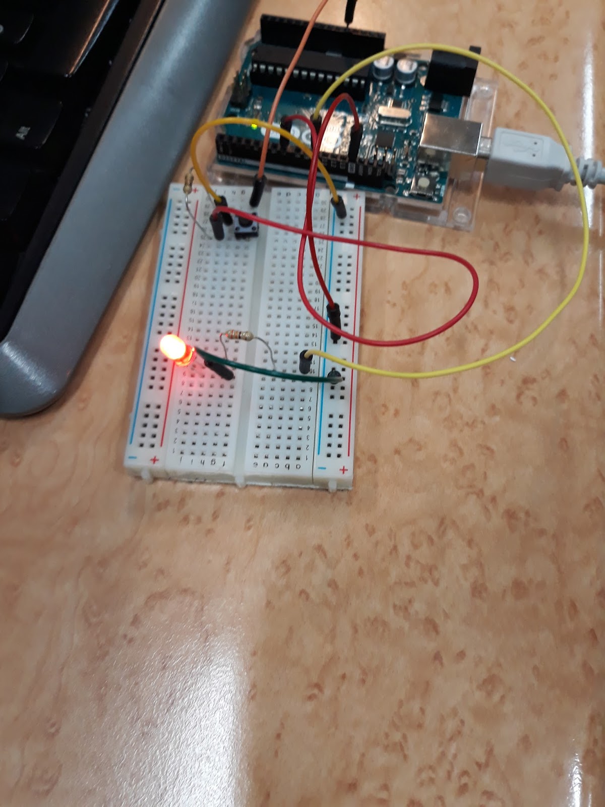 Portfolio de Jorge: PRÁCTICA 3 DE ARDUINO: CONTROLAR UN LED CON UN PULSADOR