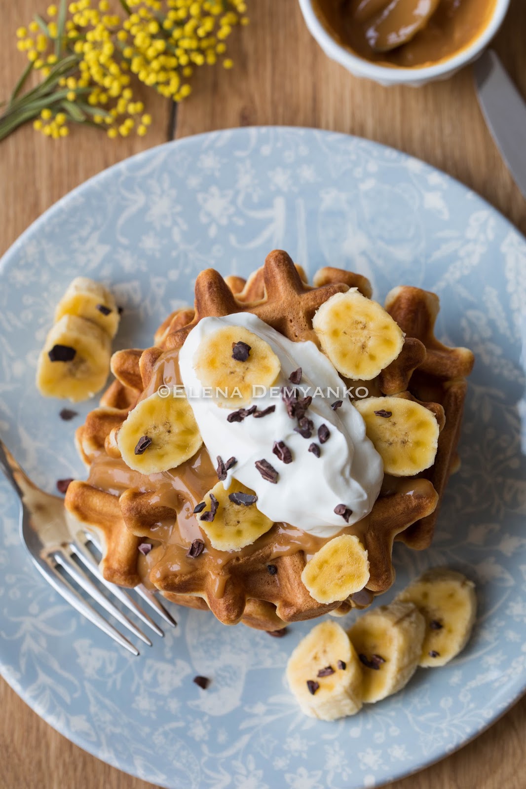 Elena Demyanko: Вафли "Баноффи пай" / Banoffee Pie Buttermilk Waffles