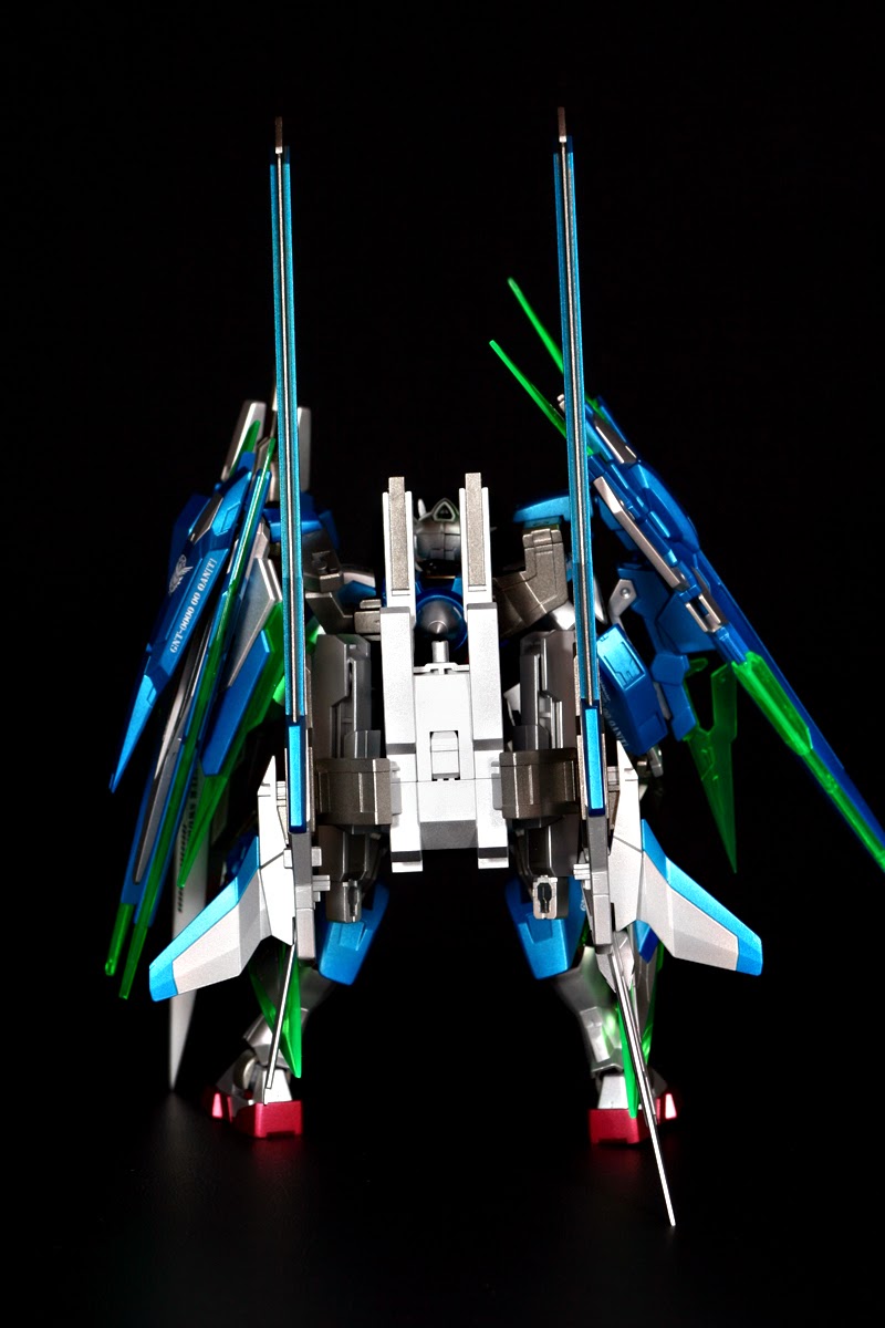 GUNDAM GUY: HG 1/144 GNT-0000 00 Qan[T] + XN Raiser + GN Sword IV Full ...