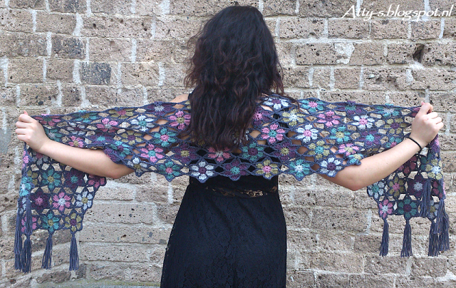 Ergahandmade: Crochet Flower Shawl + Diagram + Free Pattern Step by Step