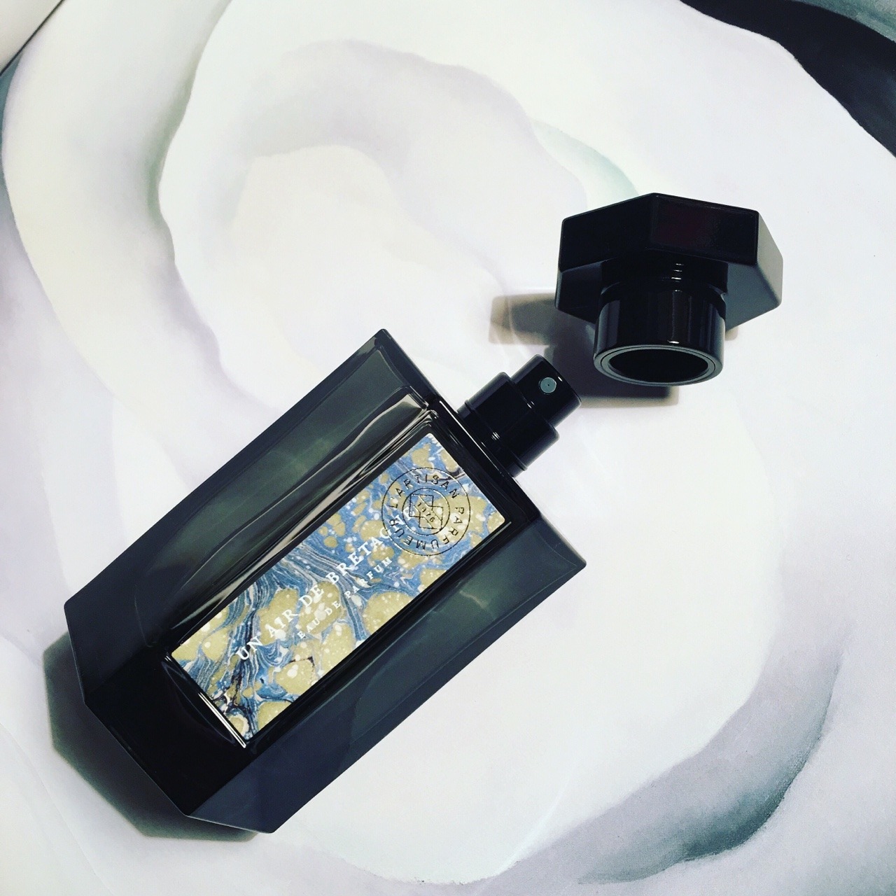 The Beauty Cove: IL PROFUMO: UN AIR DE BRETAGNE di L'ARTISAN PARFUMEUR