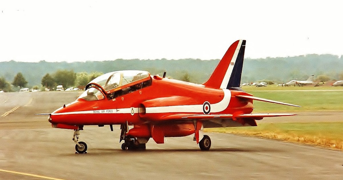 Ferraris and Other Things: The Red Arrows