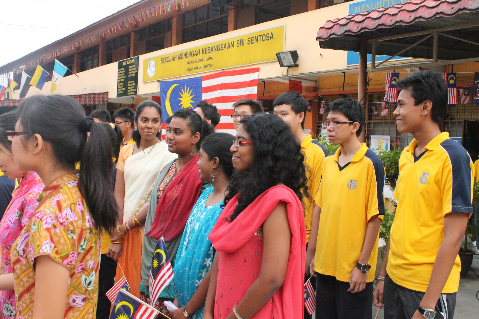 SMK SERI SENTOSA KL: SAMBUTAN BULAN KEMERDEKAAN 2012