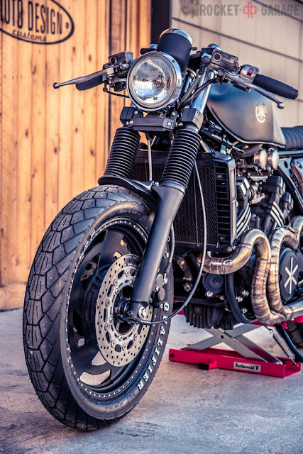 V Max Muscle Cafe | Moto Design Custom - RocketGarage - Cafe Racer Magazine