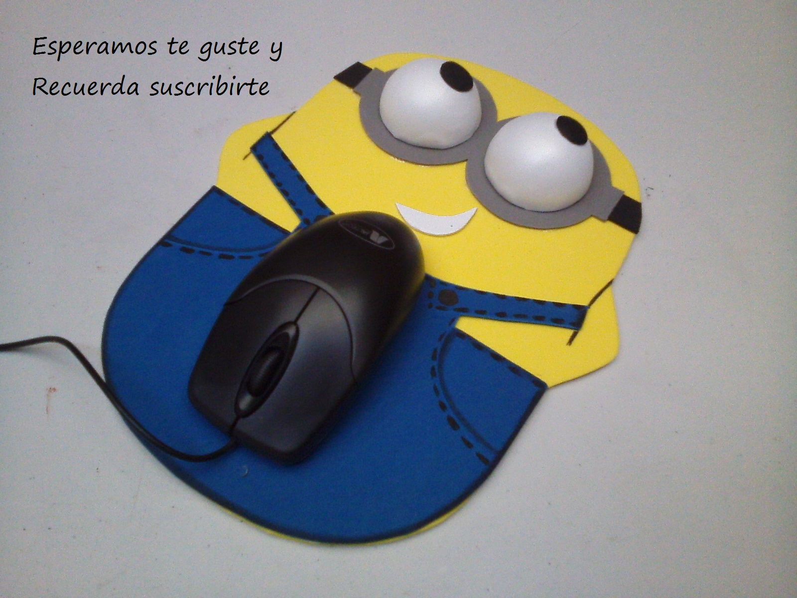 Viva Artesanar: Pad Mouse em Eva do Minions com molde