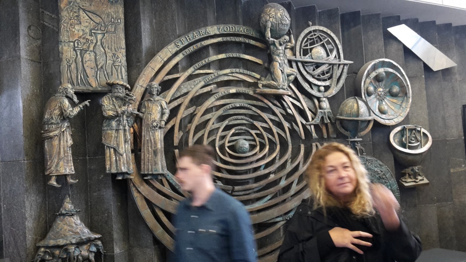 ΑΣΜΑΤΑ ΚΑΙ ΜΙΑΣΜΑΤΑ: τα-γράμματα-στη-Γερμανία-προβλήθηκαν-σήμερα-στο ...