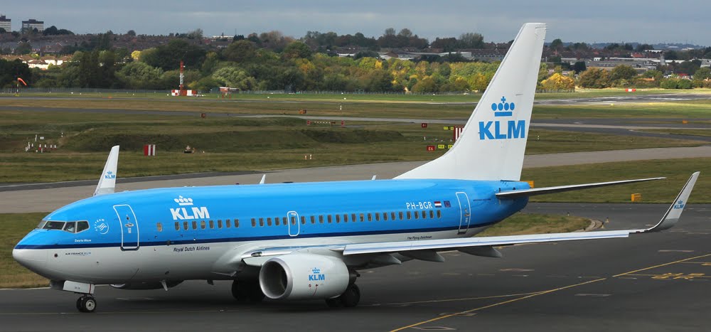 Birmingham Airport Photo Blog: Wednesday 5 October 2011 - New Ryanair ...