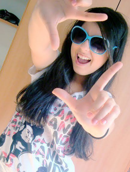 Latest Stylish Emo Girls Pictures - Displaypix