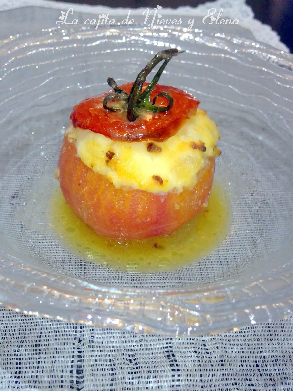 Tomate relleno de gambas con jugo de espumoso de parmesano de Martín ...