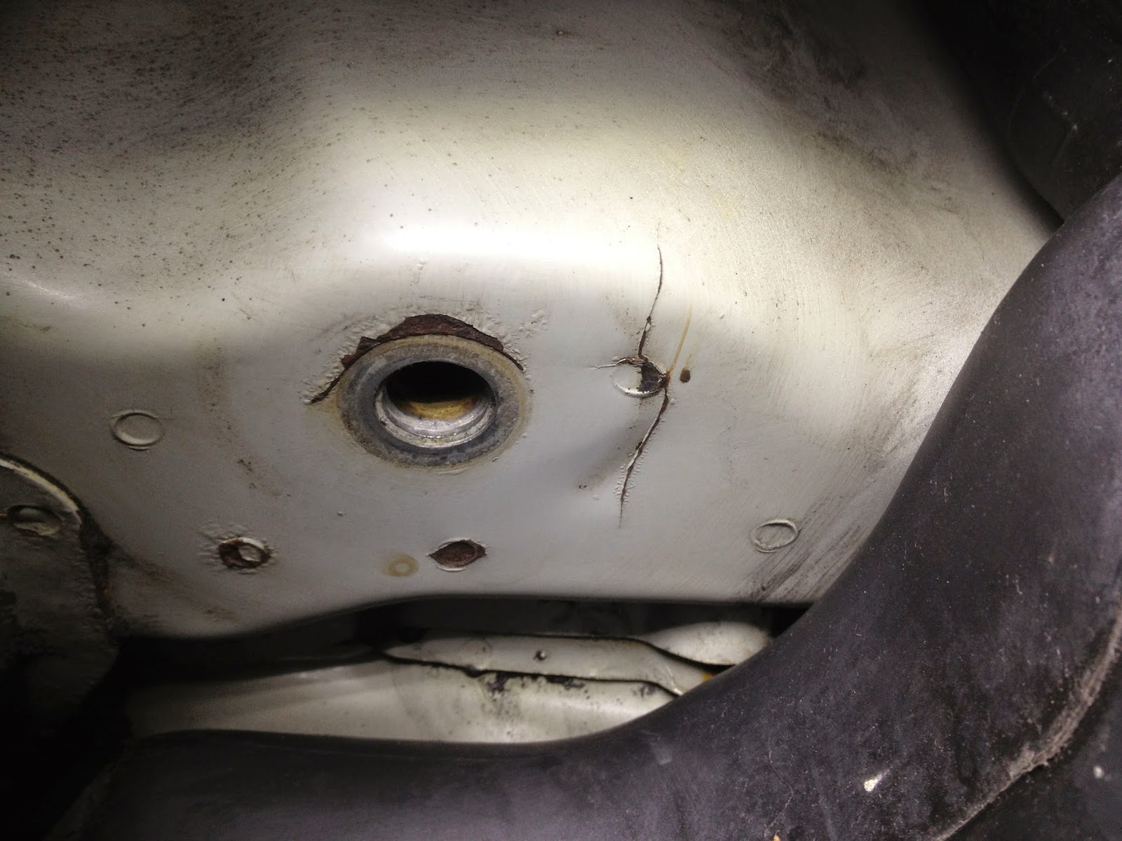 Jody McCormack: Professional Portfolio: E46 M3 subframe repairs