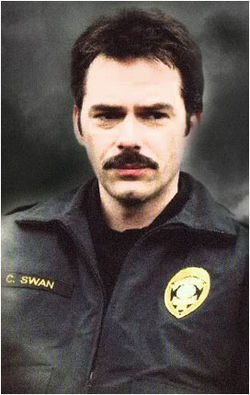 A Saga Crepúsculo: Biografia - Charlie Swan