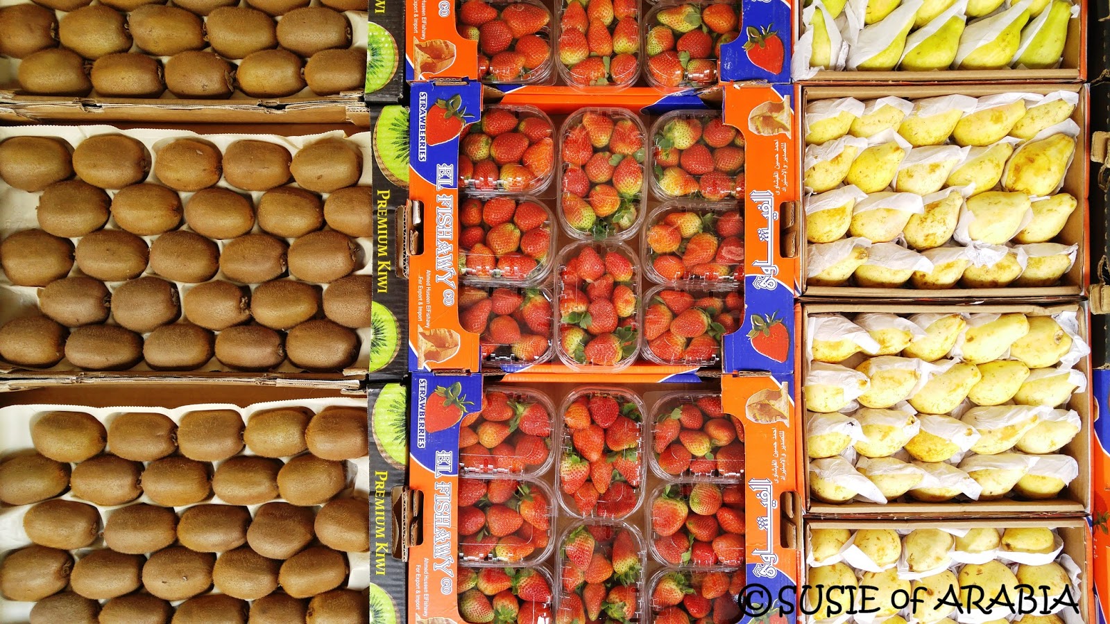 Jeddah Daily Photo: Jeddah: Scenes from Outdoor Produce Market