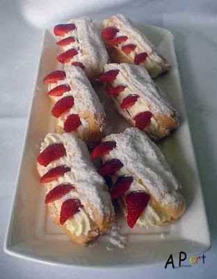 Alex the Contemporary Culinarian: Strawberry Éclairs