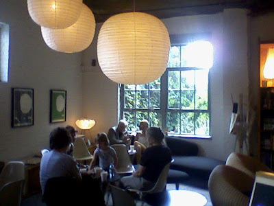 Anne Woods' daily art works: Noguchi Cafe