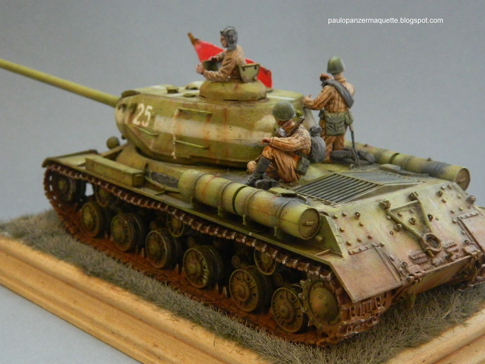 PAULO PANZER MODELLING: JS- 2 ( joseph Staline ) (Berlin 1945) Dragon ...