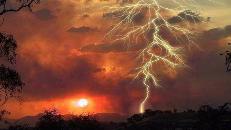 EL CAJON DE LOS CONOCIMIENTOS: RELÁMPAGO