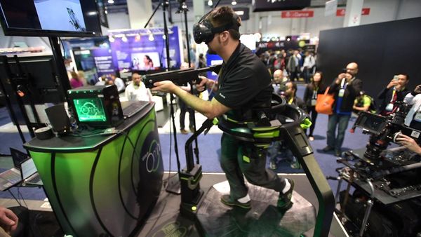 VR treadmills and the the case of Virtuix Omni Gaming Treadmill