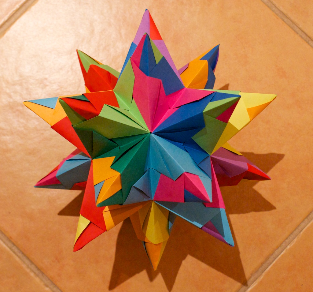 Puulihuna: 20-pointed origami paper star