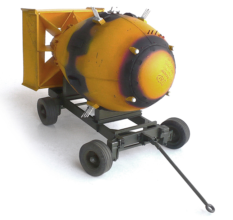 The Great Canadian Model Builders Web Page!: Fat Man