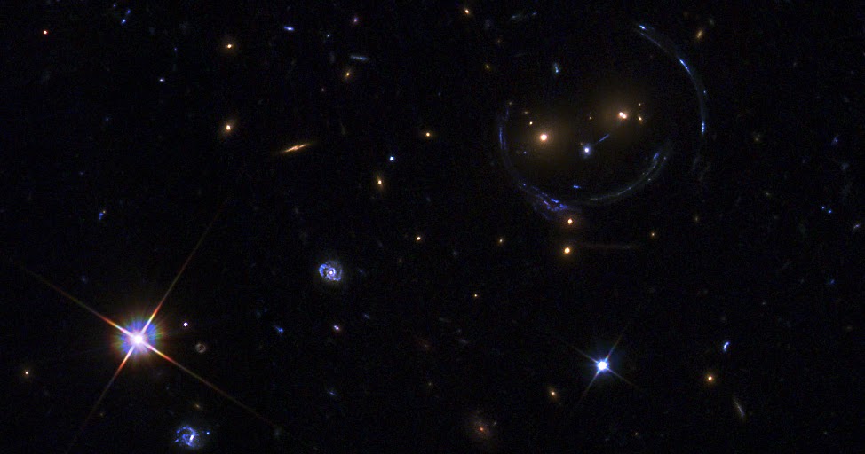 Earth and Space News: Smiley Face in Galaxy Cluster J1038+4849: The ...