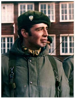 EL BLOG DE MANUEL MAQUEDA: TENIENTE PRIMERO ROBERTO ESTÉVEZ