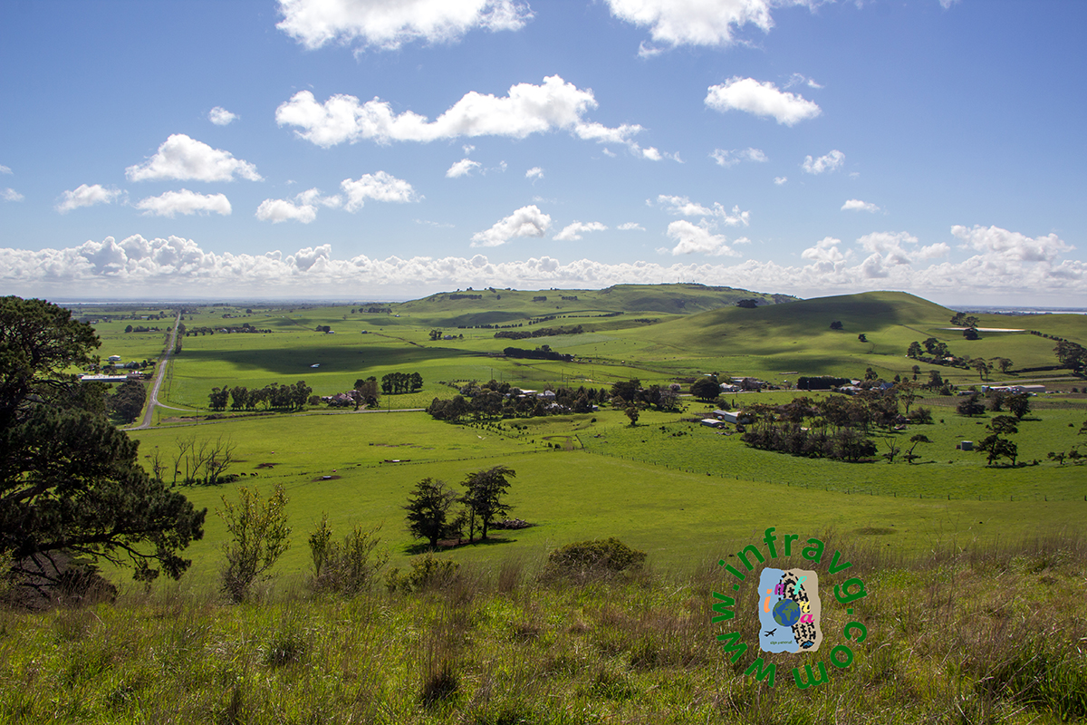Red Rock, Colac. Australia 2018. - INFRAVG