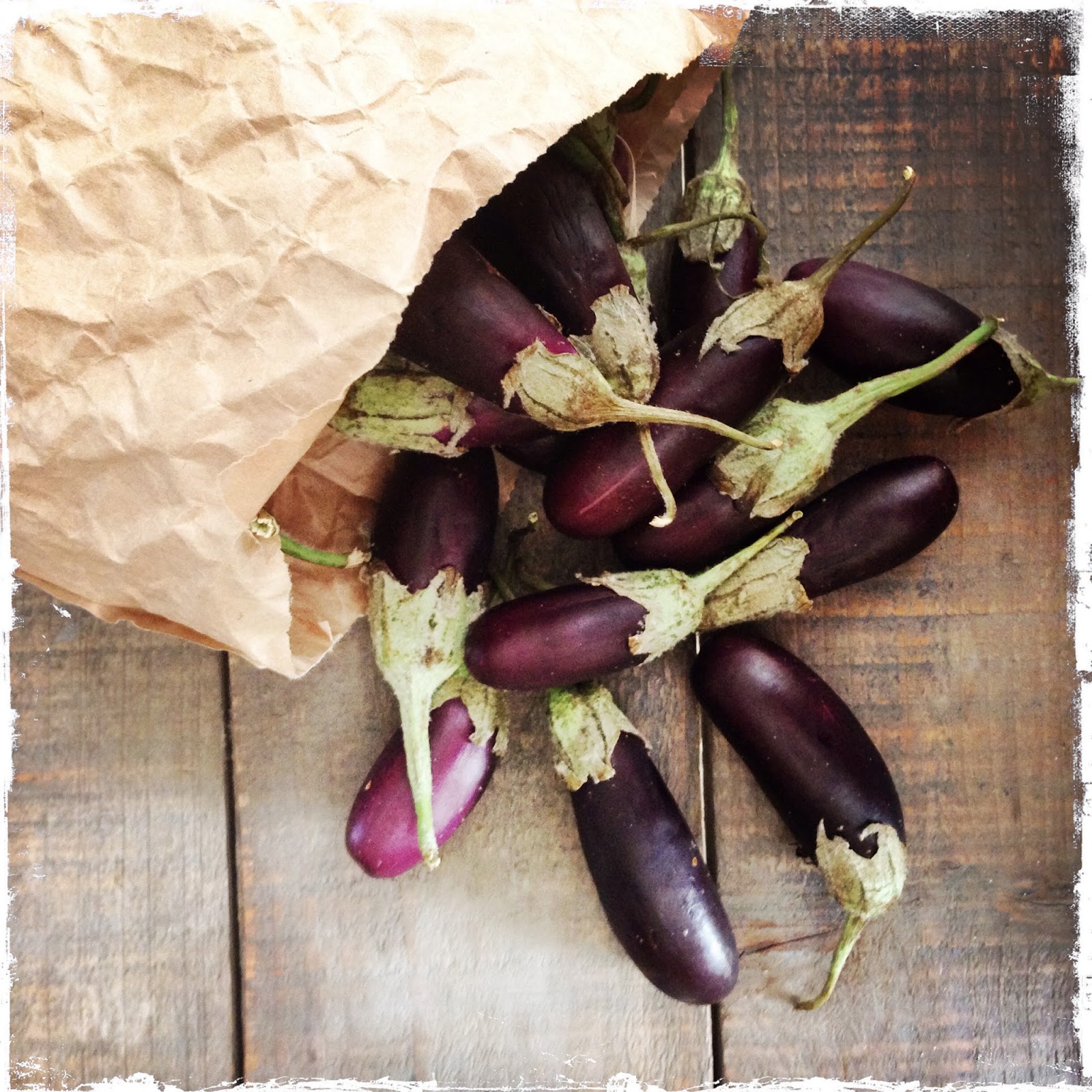 Ma cuisine à moi: Mini aubergines rôties (recette avec ingrédient voyageur)