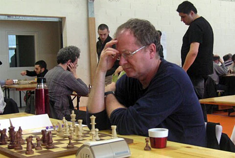 Escacs i escacs: Torna el ball