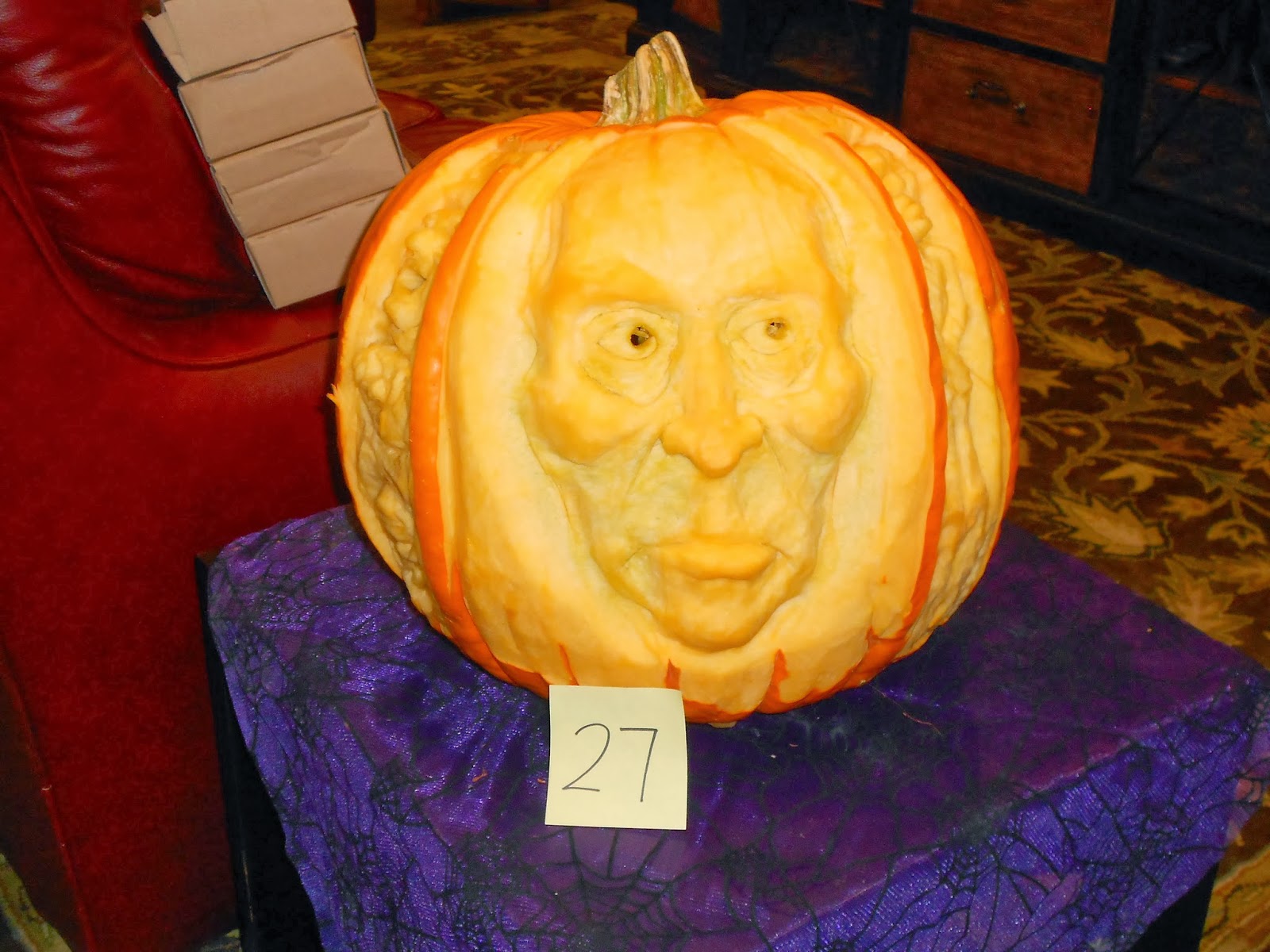 Hemming Village Updates: PUMPKIN CARVING CONTEST