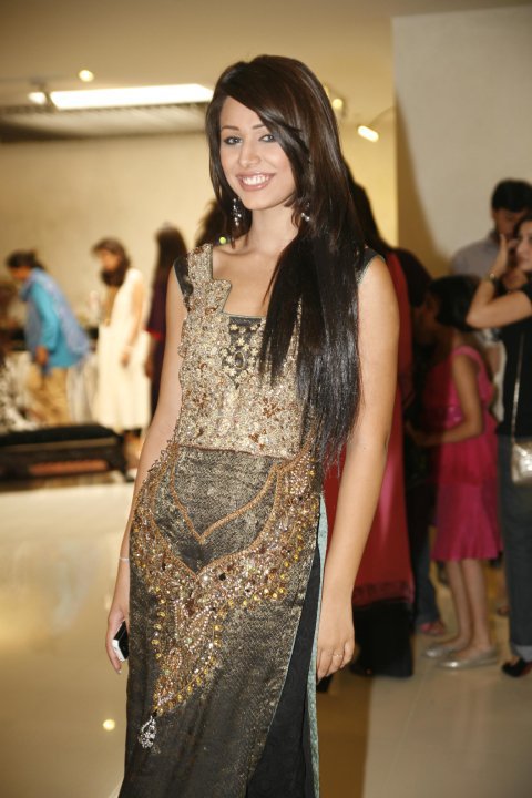 Ayyan Ali Modeling Images ~ Pakistani Fashion Trends