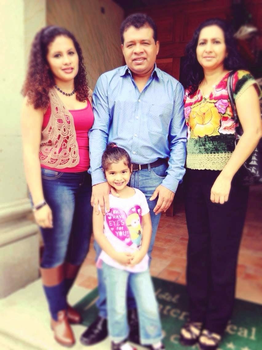 Informativo Oaxaca: FESTEJAN CUMPLEAÑOS DEL CONTADOR RAMIRO NOLASCO ...