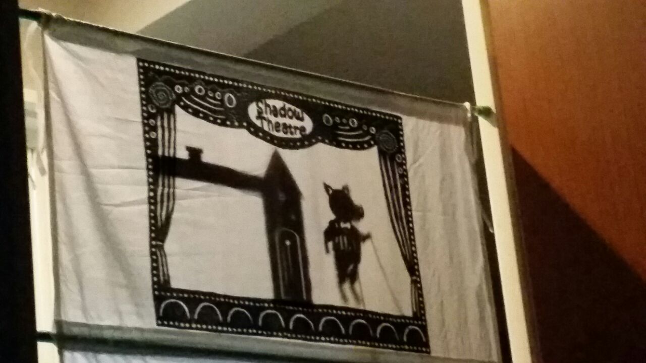 EZ Party DIY: DIY Shadow Puppet Theatre