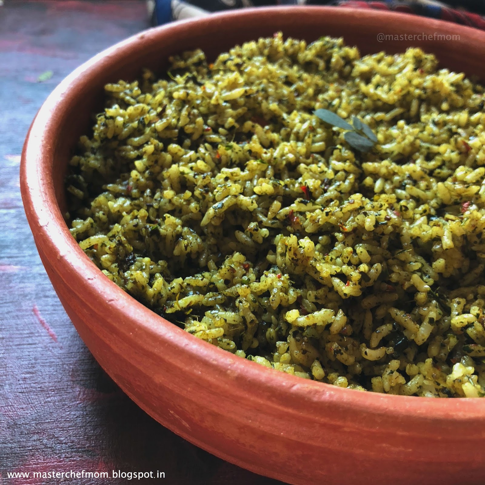 MASTERCHEFMOM: Mooligai Sadam | Herb Pulav | Green Pulav Recipe