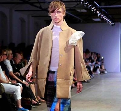 Carl Jan Cruz reppin’ Philippine Fashion at the LCF graduate show ...