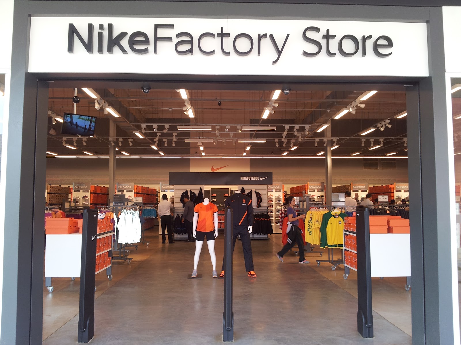 tchostyle: Outlet Premium Brasília