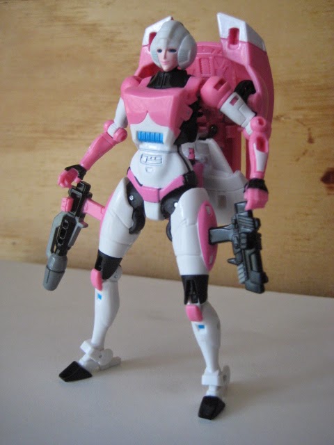 ChCse's blog: Toy Review: Transformers Generations Arcee